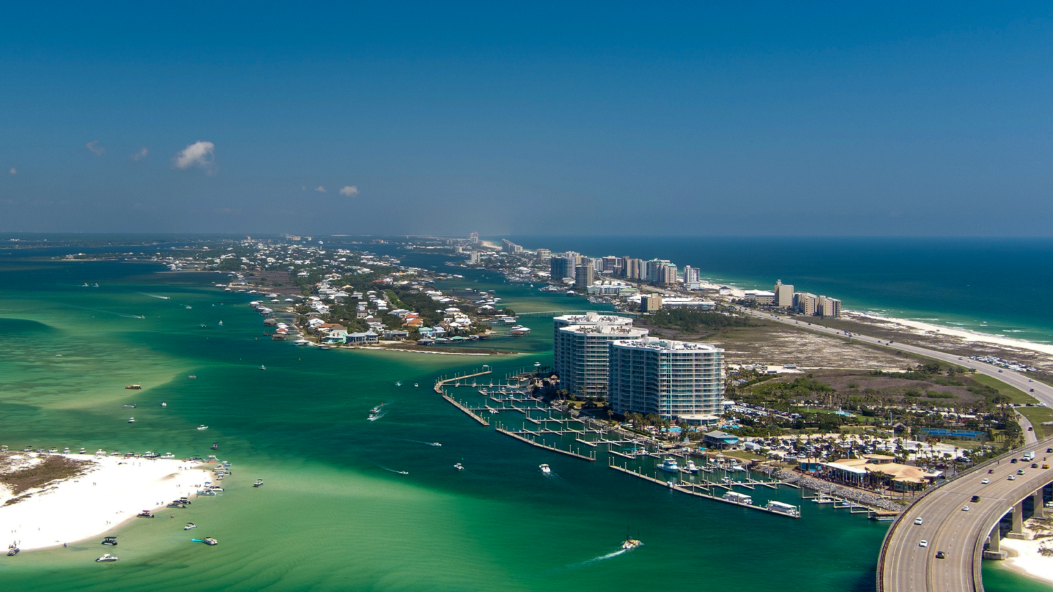 The Gulf Coast Has a 10,000 Seat Concert Venue Many People Still Overlook